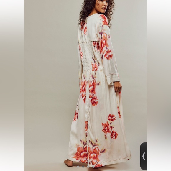 Free People | Intimates & Sleepwear | Free People Robe | Poshmark
